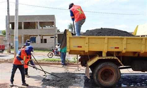 Operação Tapa Buraco De R 12 Milhão é Iniciada Em Niquelândia Após