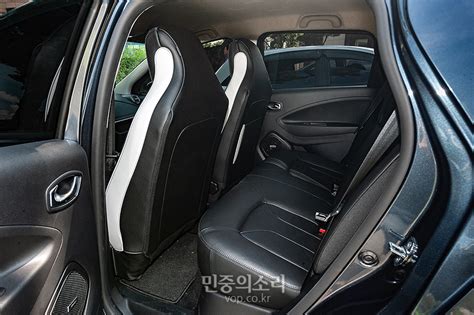 시승기 유럽서 테슬라 제친 르노 전기차 조에 가성비를 잡다 민중의소리