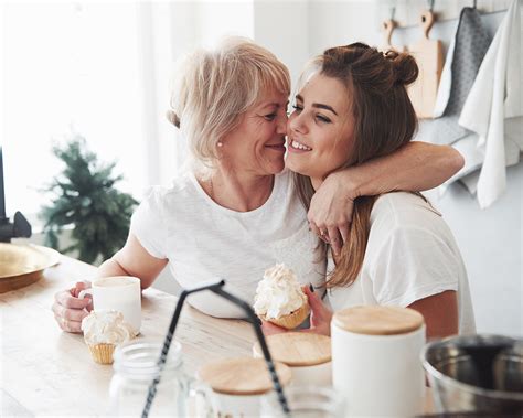 Идеи за подарък за мама за всеки повод