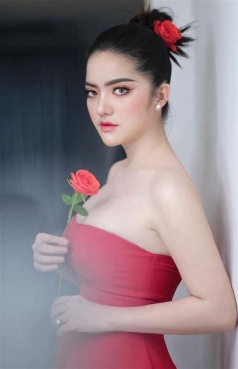 ទោះបីជាបានបែ កគ្នាមែន តែសេង សុឃីម អ តីតស ង្សារ នាយចឺម