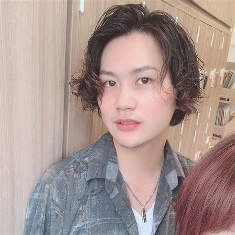 山下店長最艶で安全な縮毛矯正ブリーチ毛も髪質改善 山下店長最艶で安全な縮毛矯正ブリーチ毛も髪質改善