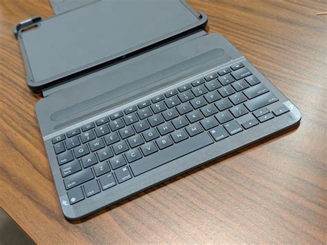 Logitech Slim Folio Pro For 11 Inch IPad Review TechWeLike