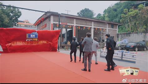 鹿晗老舅神速逃离鹿晗老舅新浪新闻