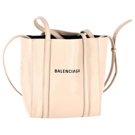 Balenciaga Everyday Xxs Logo Tote Bag In Nude Leather Flesh Ref951831