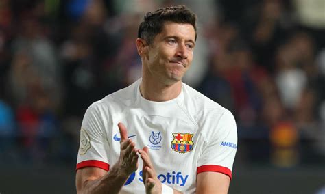 Co to w ogóle jest Robert Lewandowski oburzony treścią listu od kibica RMF FM