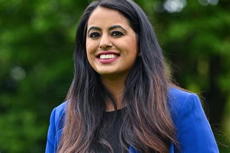 Snp Mp Anum Qaisar Stopped By Police In Racial Profiling Incident At
