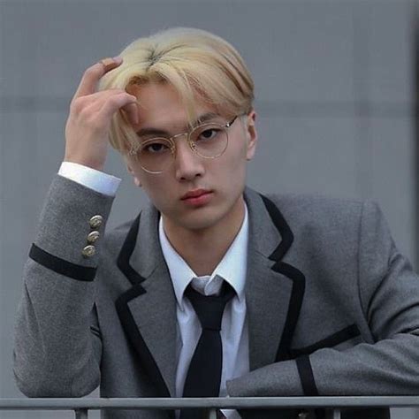 •وقتی بقیه ازش بدشون میاد ولی • عکس ویسگون