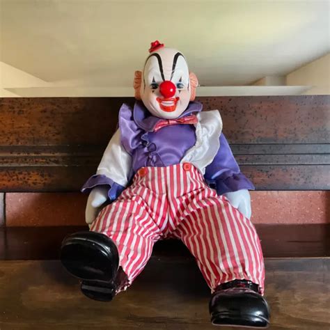 Vtg Clown Doll 20” Sitting Musical Wind Up Send In The Clowns” Creepy