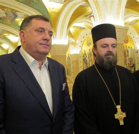 Otac Stefan Šarić Starješina Hrama Svetog Save Na Vračaru Dočekao Danas Predsjednika Dodika