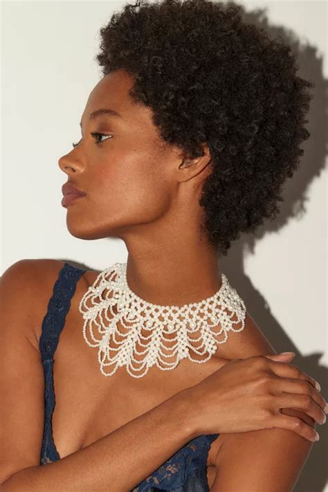 Renee Pearl Collar Necklace Urban Outfitters