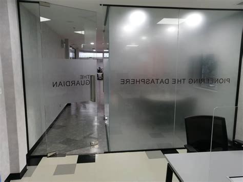Oster Aluminium Composite Panel ผู้นำเข้าคอมโพสิตออสเตอร์ Nakhon