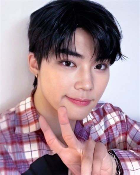 ZEROBASEONE ZB1 Members Profile Kpop Singers
