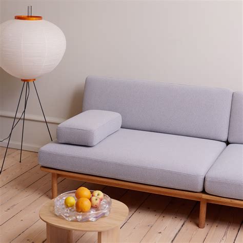 Isomi Challenges Norms Of Sofa Design With Cork And Latex Tejo