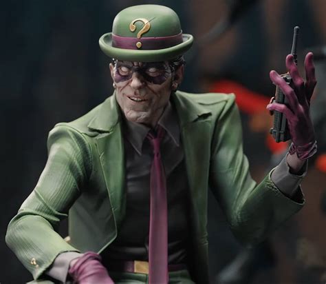 Sideshow Riddler Premium Format Figure Collector Freaks Collectibles