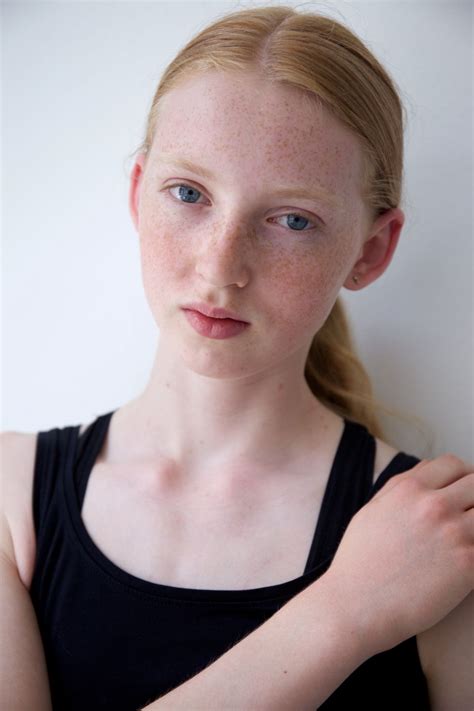 Clara Ruby Le Management Cute Hairstyles For School Hairstyles For