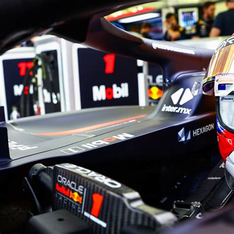 Lampen Uit Verstappen Op Jacht Naar Vierde Wereldtitel L1 Nieuws