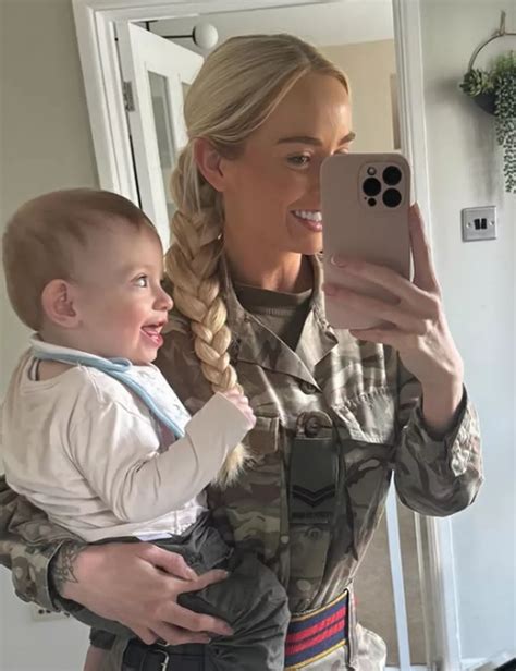 Inside Bbc Traitors Leanne Quigleys Life Off Screen From Tragic News