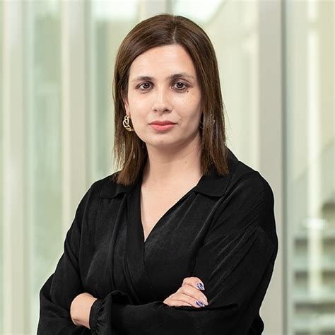 Saba Karim Khan Nyu Abu Dhabi