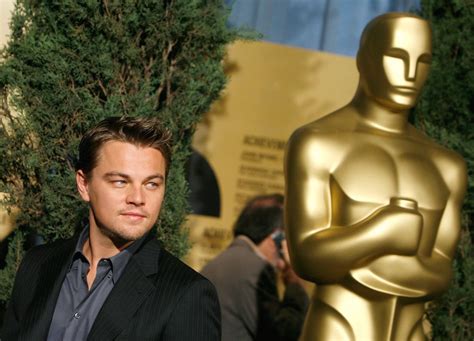 Crazed Russian Fans Are Melting Gold And Silver To Make An Oscar For
