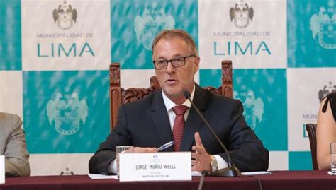 Jorge Muñoz Ex Alcalde De Lima Reaparece Tras Ser Vacado Por El Jne