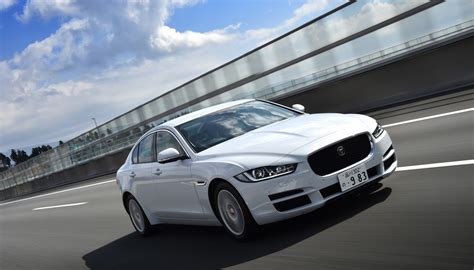 Jaguar Xe Diesel Photo Gallery｜ジャガー Xe ディーゼル Webcg