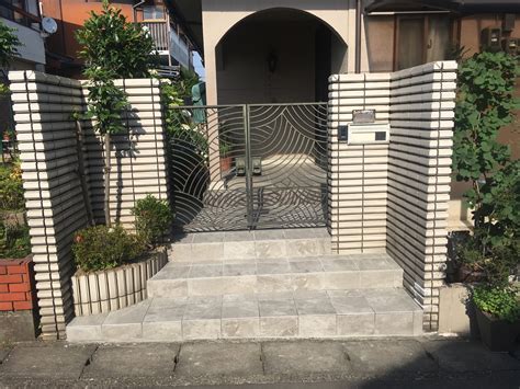 外玄関のタイルをきれいにしたい 一戸建て 見栄えをよくするLIXILリフォームネットリフォーム事例