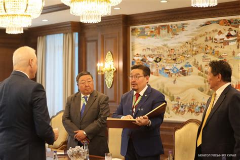 УИХ ын дарга Олон улсын Түрэг судлалын академийн ерөнхийлөгч Шахин Мустафаевыг хүлээн авч уулзлаа