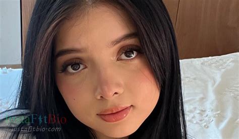 Astrid Carolina Bm Bio Age Height Models Biography