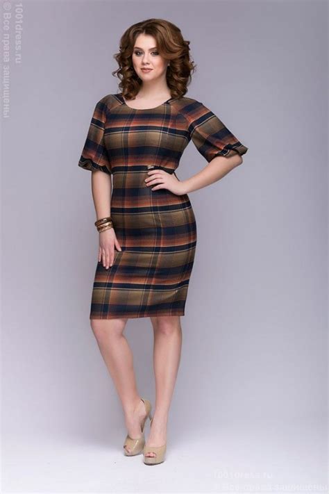 Curvy Anastasia Vinogradova — Anastasia Vinogradova For 1001 Dress
