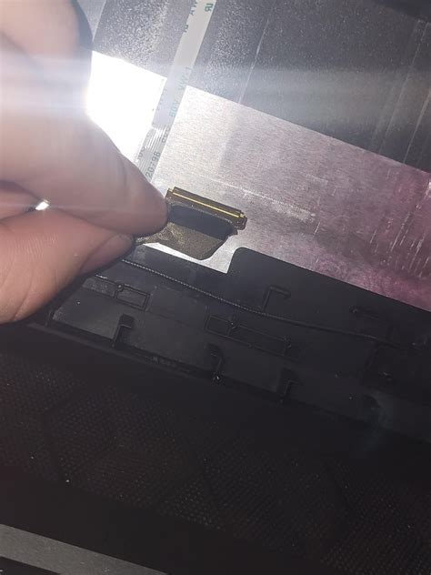 Can Someone Tell Me How Many Pins This Is For My Labtops Lcd 30 Or 40