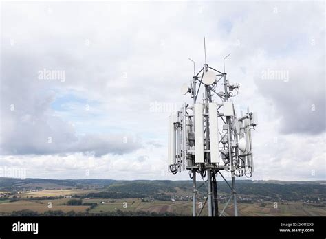 transmitter and receiver antenna