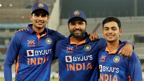 Watch Video I Ishan Kishan Takes Funny Dig At Rohit Sharma For Sitting