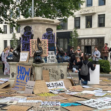 The Long Overdue Removal Of Colstons Statue Is Now Part Of Bristols