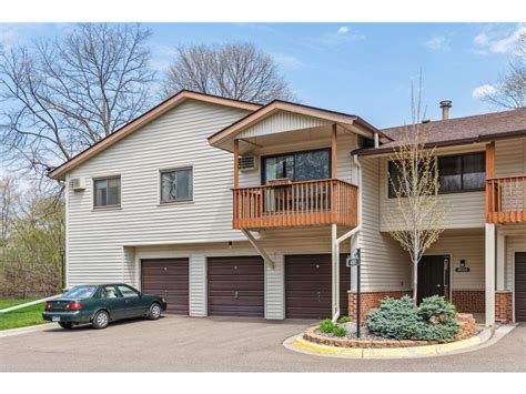 4001 Foss Road 205 Saint Anthony Mn 55421 Mls 6349030 Edina Realty