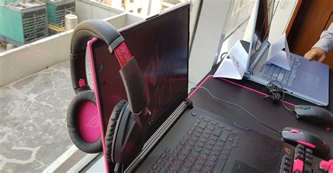 Asus Rog Shows Off Its New Electro Punk Strix G15 And Gaming Peripherals