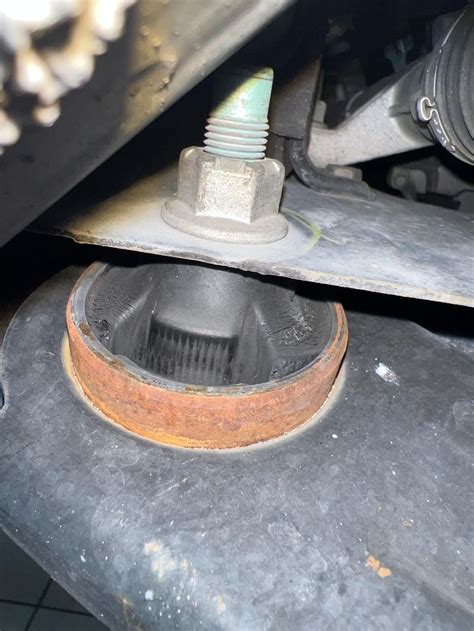 Torn control arm bushings? : r/MechanicAdvice