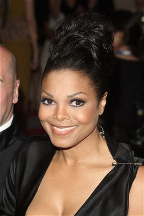 Janet Jackson Haircut