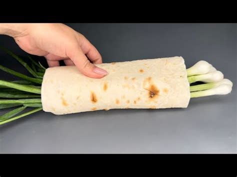 Беру ЛАВАШ, зеленый ЛУК и готовлю быстрый и очень вкусный перекус ...
