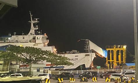 Cuaca Memburuk Pelabuhan Merak Bakauheni Sempat Buka Tutup Parboaboa