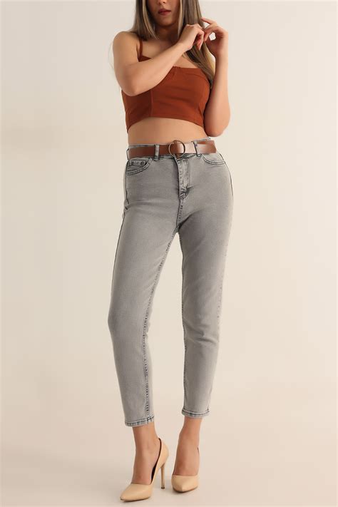 Gri Kemerli Mom Kot Pantolon ModamızBir Modamizbir