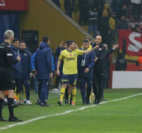 Son dakika haberi PFDK dan Fenerbahçeli Fred e maç ceza Fenerbahçe Haberleri