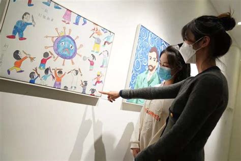 优衣库携手曹鹏公益基金会关爱自闭症儿童今日自闭症