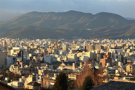 京都 日本 关西地区的城市观光旅游街道天际旅行建筑摩天大楼地标建筑学日落高清图片下载 正版图片322025831 摄图网