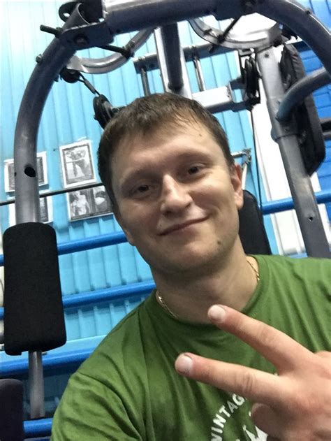Pin by Дмитрий Дьяконов on Self Made Man Сделай Себя Сам In ear
