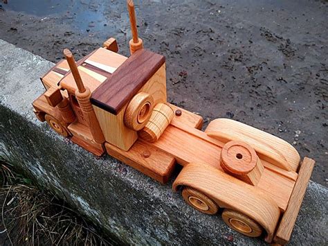 Деревянная машина | Деревянные игрушки, Игрушки