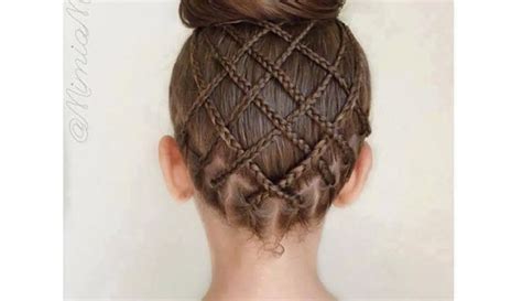 Inspirasi Cantik Untuk Kamu Yang Suka Mengepang Rambut Photo