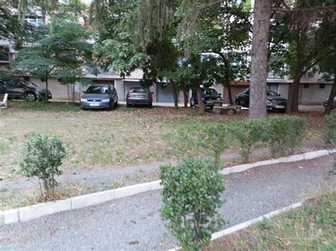 От парк за деца се превърна в паркинг за коли РепорТИ за Казанлък