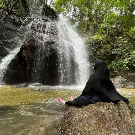 Puteri Puterinadianatasha • Threads Say More