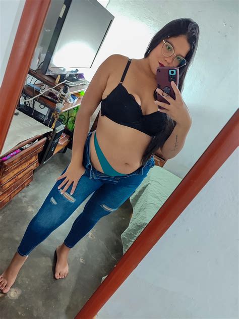 I Am A Very Naughty Wife Ramateurwivesgonewild