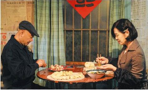 “东北悬疑”别有花样范伟全亮喜剧